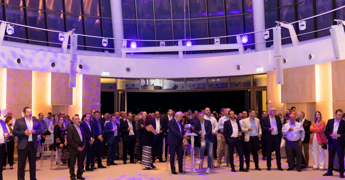 Ελληνική Τράπεζα: Νetworking cocktail event στη Μαρίνα Αγίας Νάπας για ...