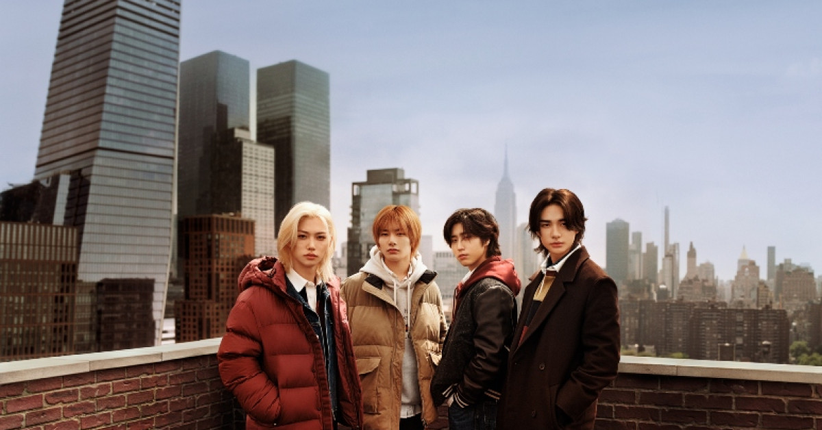 TOMMY HILFIGER ΚΑΙ STRAY KIDS ΣΤΗ ΝΕΑ ΥΟΡΚΗ ΓΙΑ ΤΗ ΦΘΙΝΟΠΩΡΙΝΗ ΚΑΜΠΑΝΙΑ ...